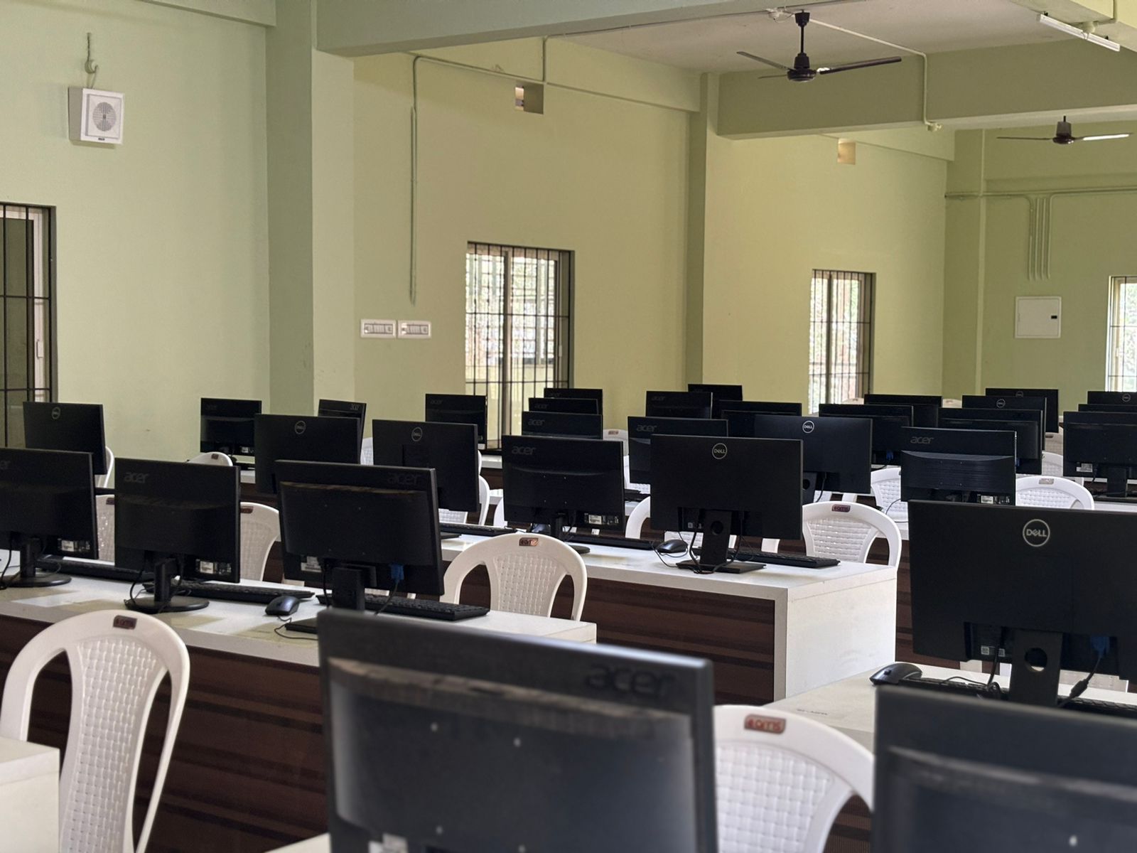 majlispoly.in/gallery